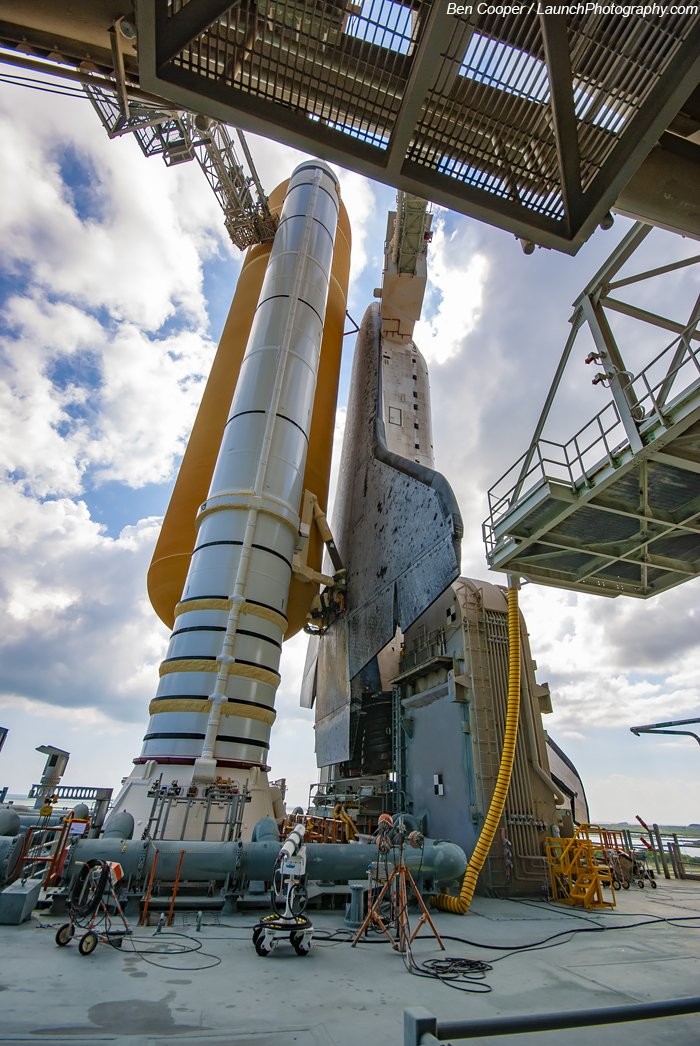 STS-133 Discovery final launch photos
