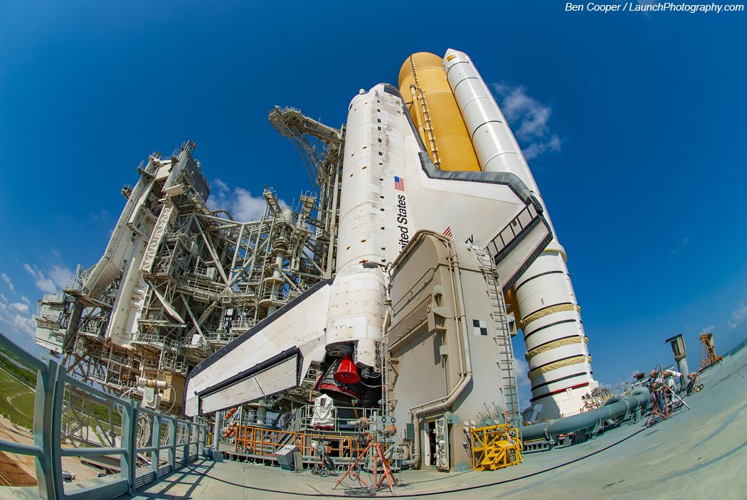 STS-133 Discovery final launch photos