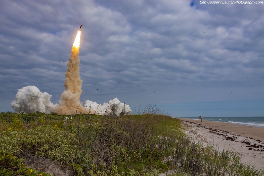 STS-134 Endeavour final launch & mission photos