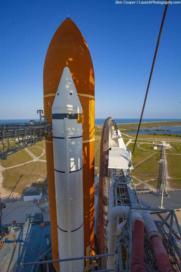 STS-134 Endeavour final launch & mission photos