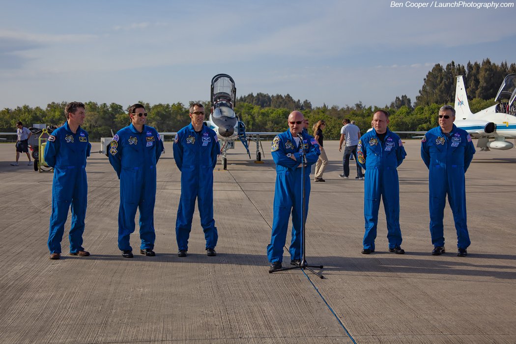 STS-134 Endeavour final launch & mission photos