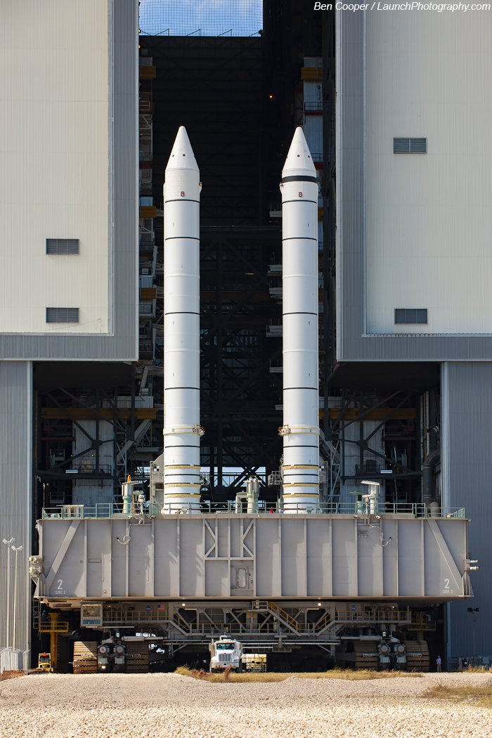 STS-134 Endeavour final launch & mission photos