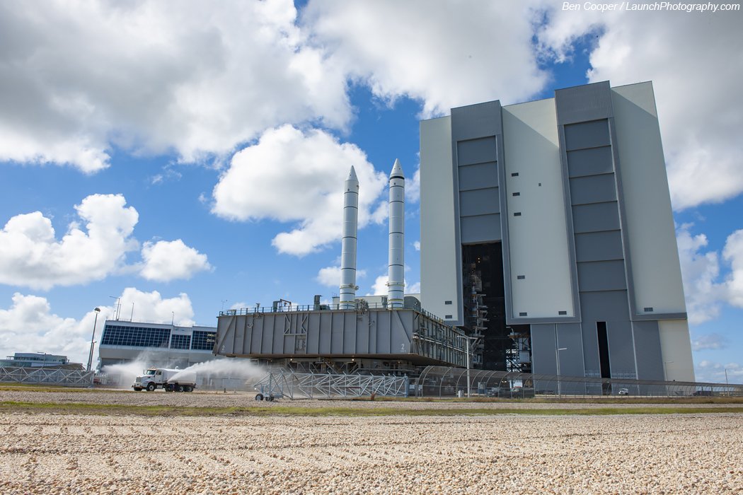 STS-134 Endeavour final launch & mission photos