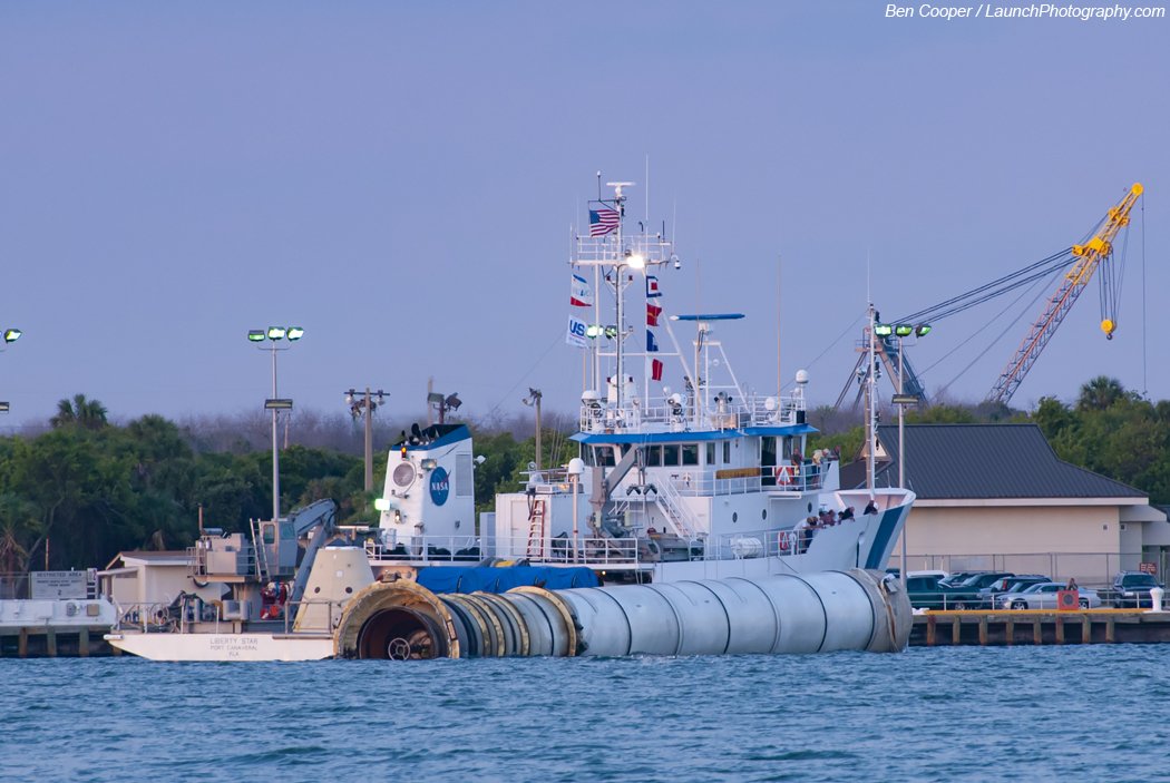 STS-134 Endeavour final launch & mission photos