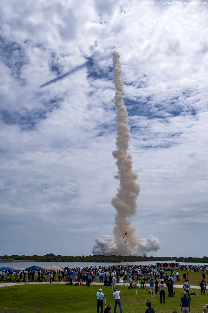 STS-135 Atlantis final space shuttle launch & mission photos