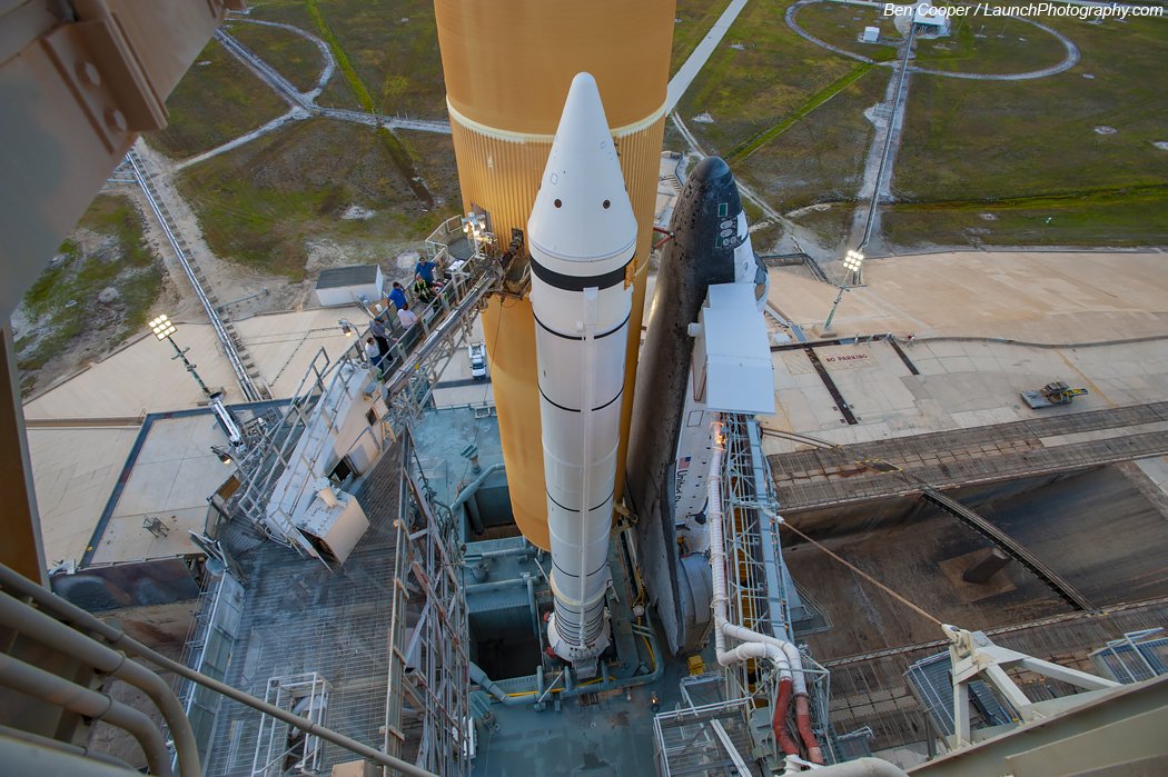 STS-135 Atlantis final space shuttle launch & mission photos