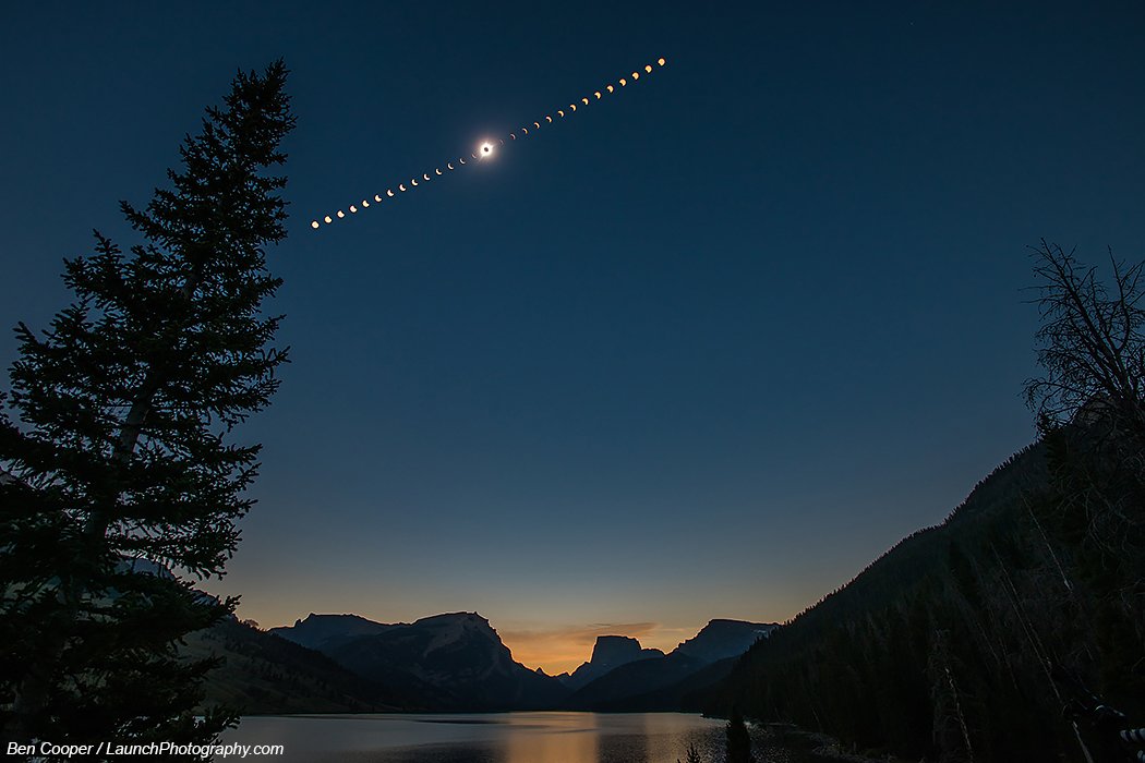 Total Solar Eclipse 2017 photos from Green River Lakes, Wyoming