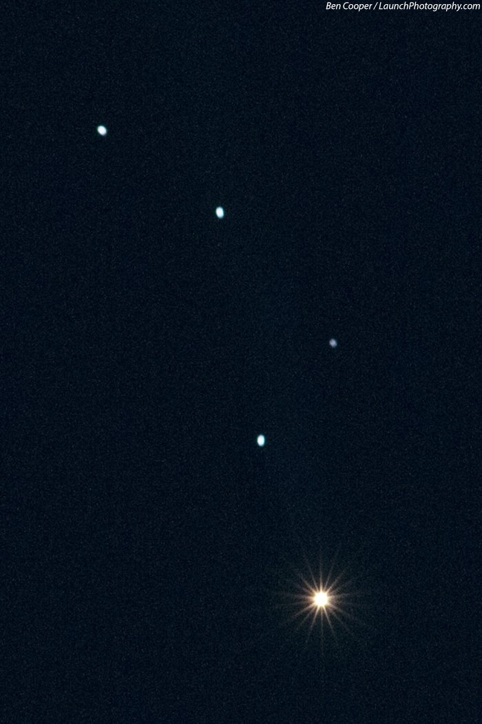 Delta IV launches WGS-6 photos