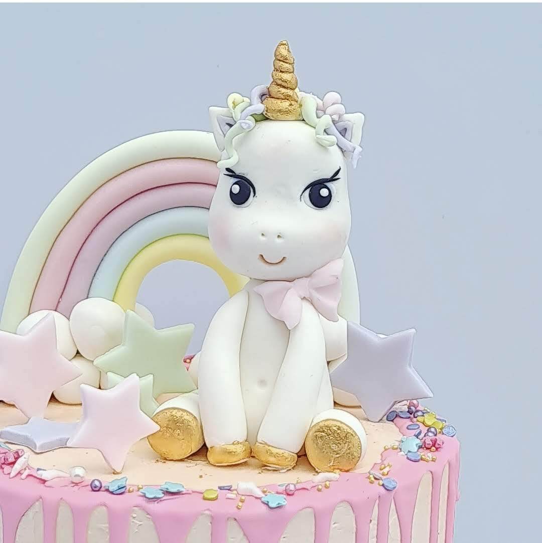 LinnaCakes | Wedding and Celebrations cakes | West Yorkshire