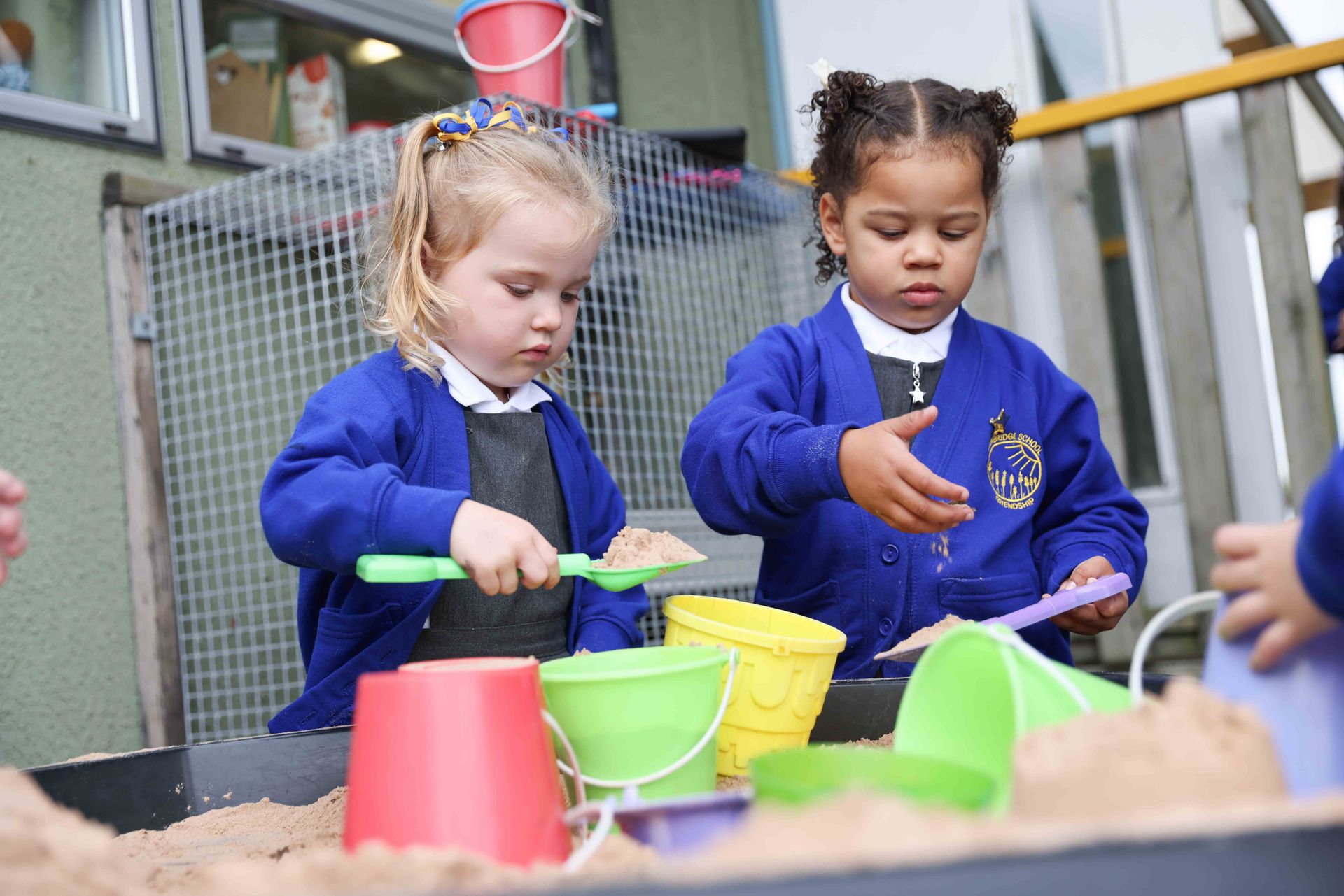 Home [www.heartsacademytrust.co.uk]