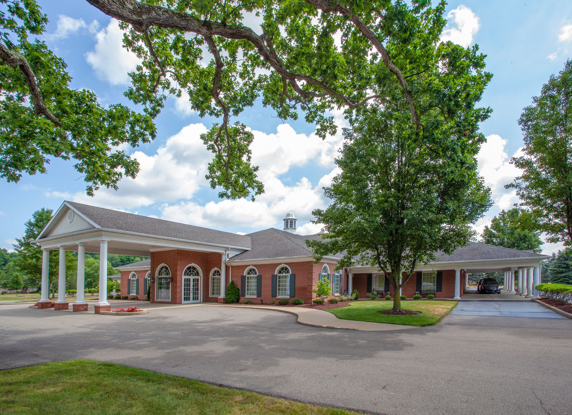 About Us | Newcomer.com