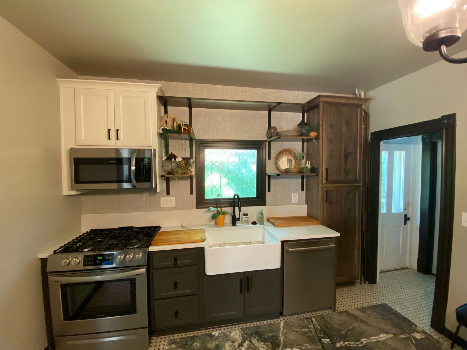 Custom Cabinet & Countertop Projects in Louisville | Complete Kitchens