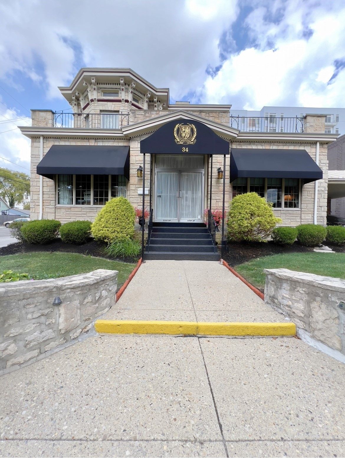 Shaw Davis Funeral Home