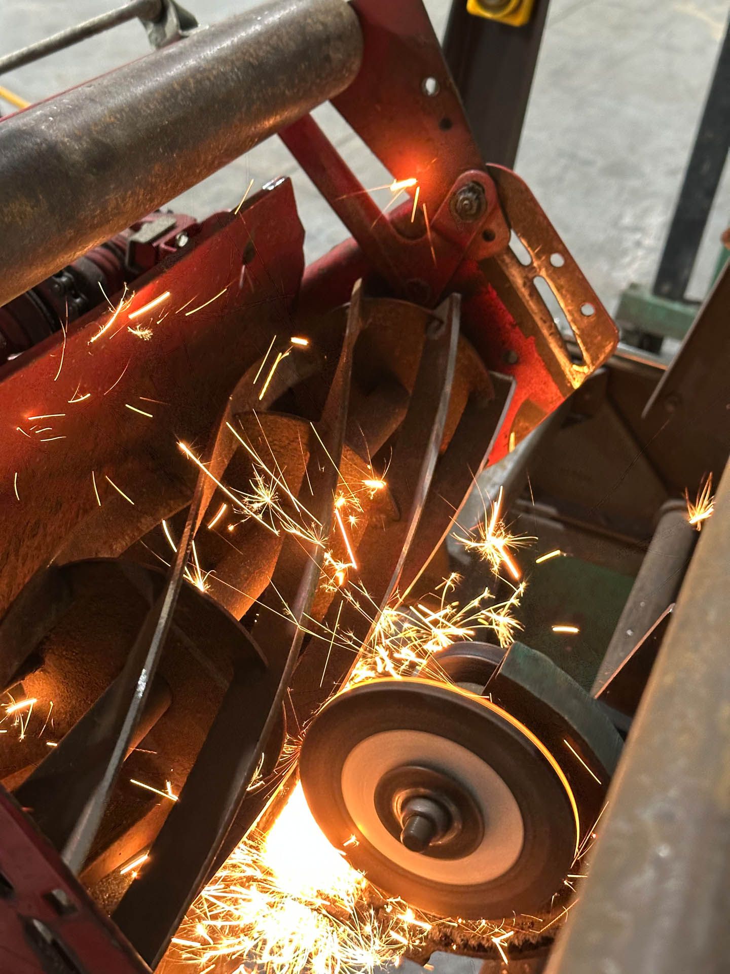 Reel Masters LLC | Reel Mower Sharpening & Engine Repair Experts