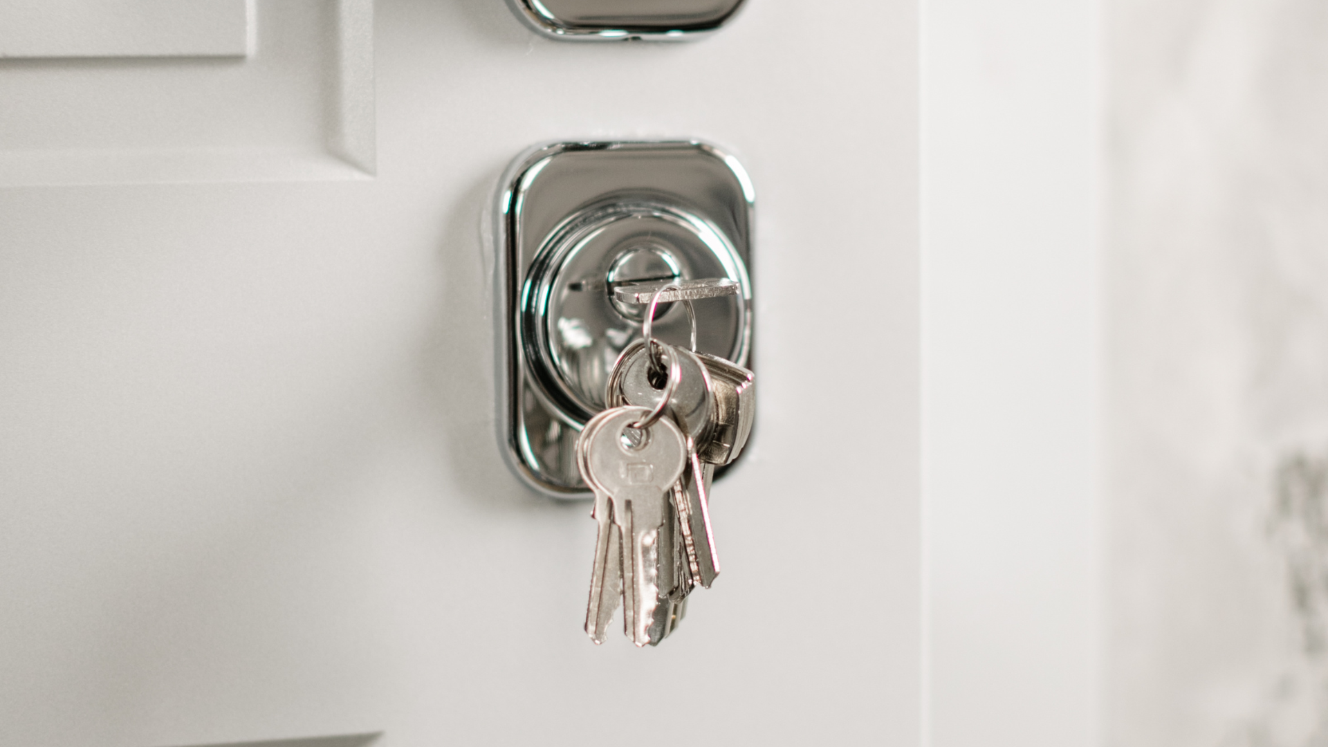 24/7 Locksmith Services | Milwaukee Area | 414-447-5200