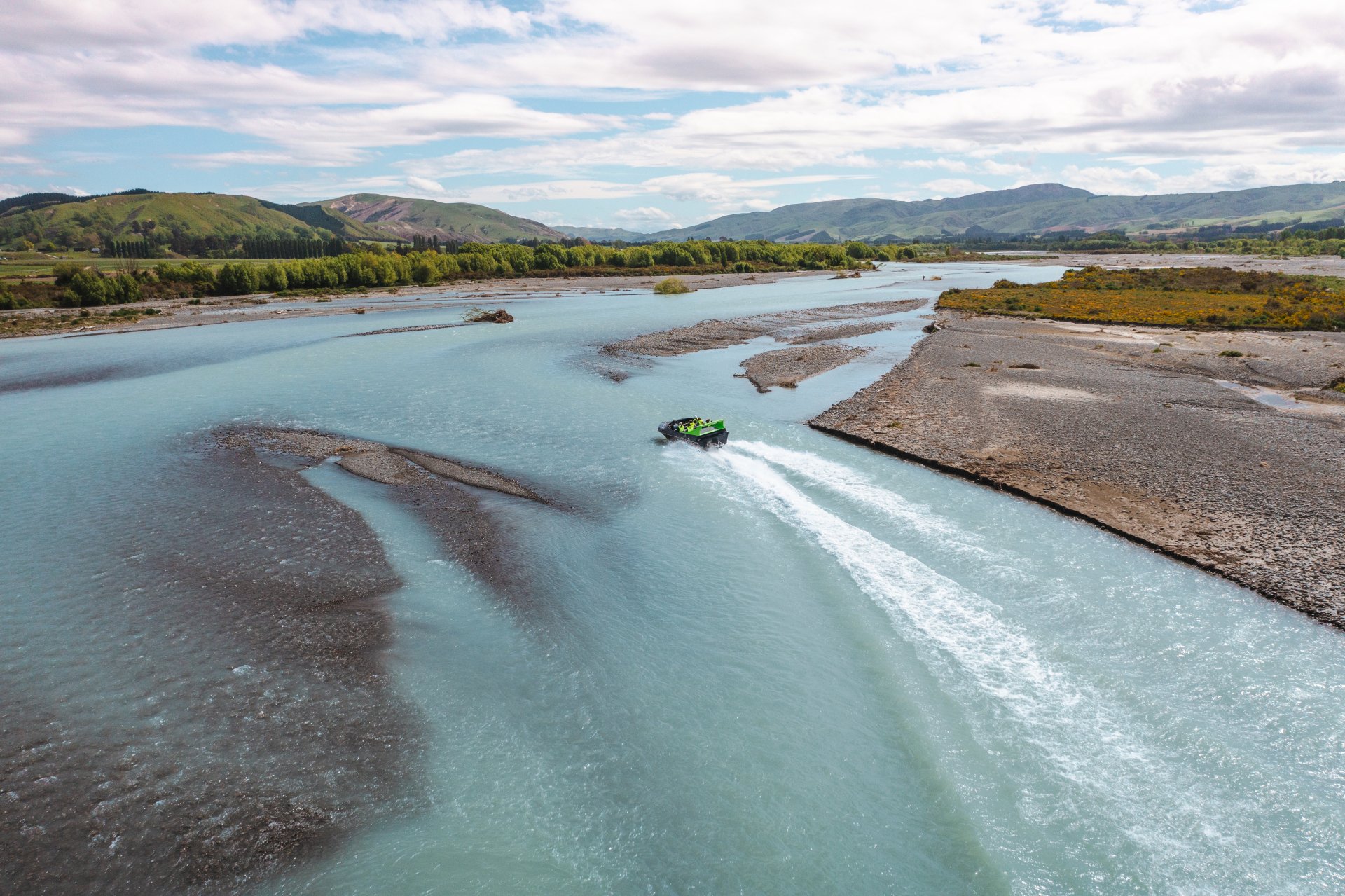 Hurunui River Jet Boat ride near Christchurch & Kaikoura