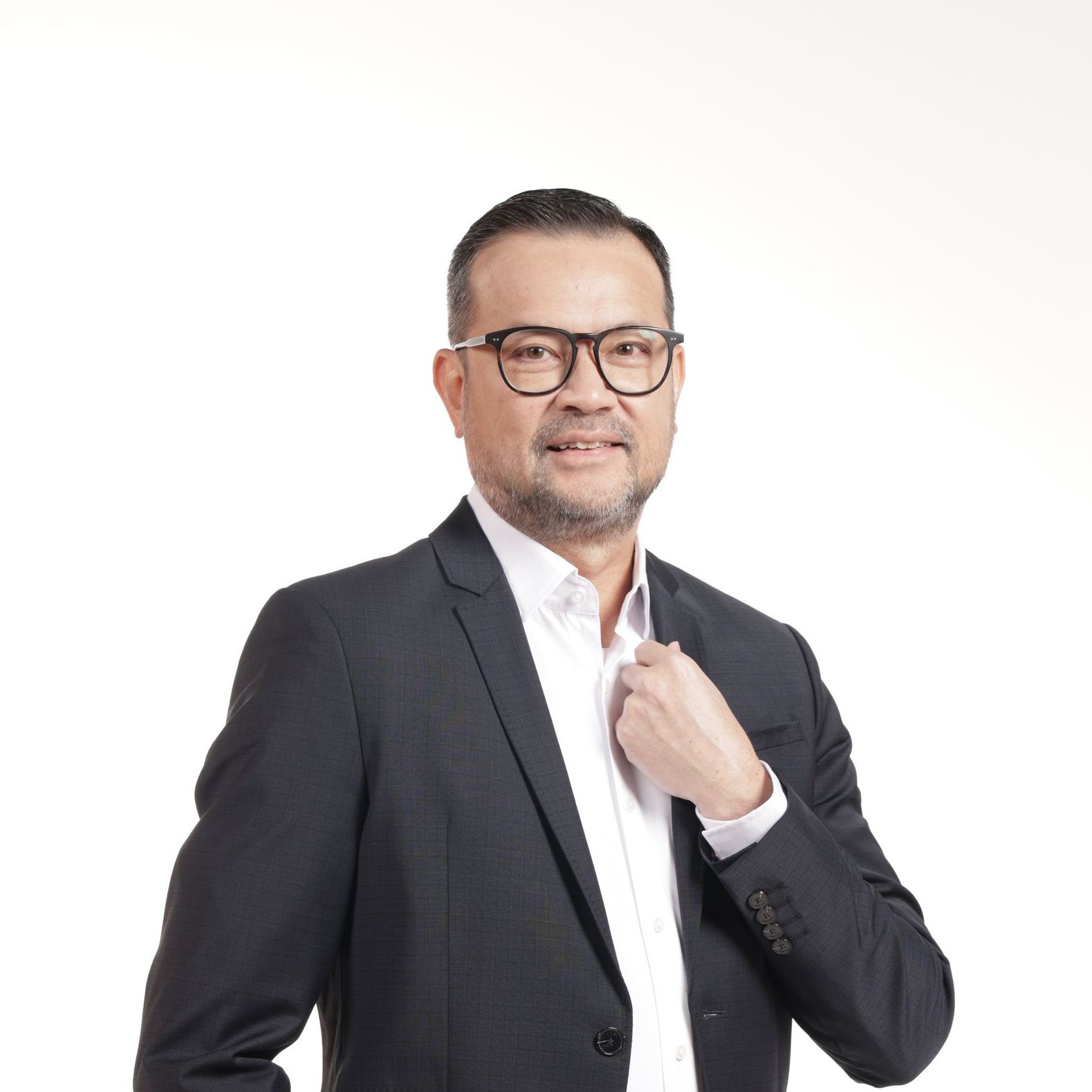 Leadership Intensive Program - Relevant Leadership Academy