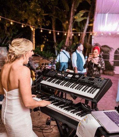 Line Dancing and Karaoke Instructions and Lessons | Ray Rhea