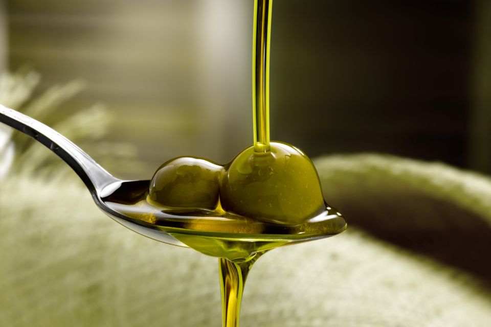 Olio EVO calabrese | San Cosmo Albanese, CS | Tenuta Tocci