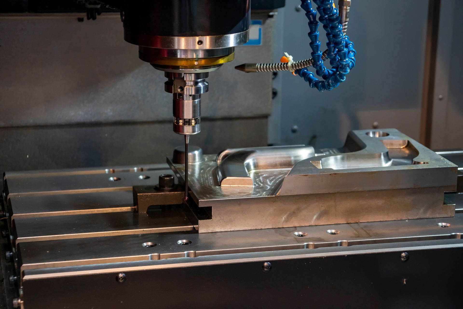 Plastic injection moulding and molding | Tooling and prototyping ...