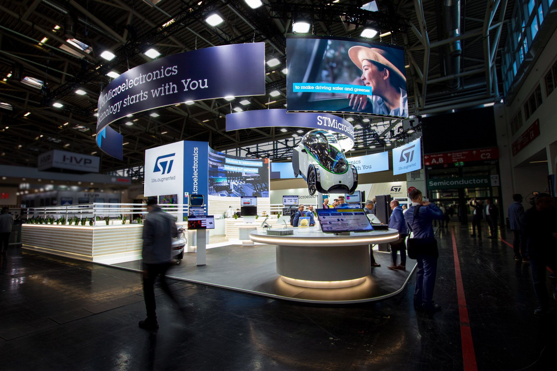 Evolve | Imagine. Create. Experience