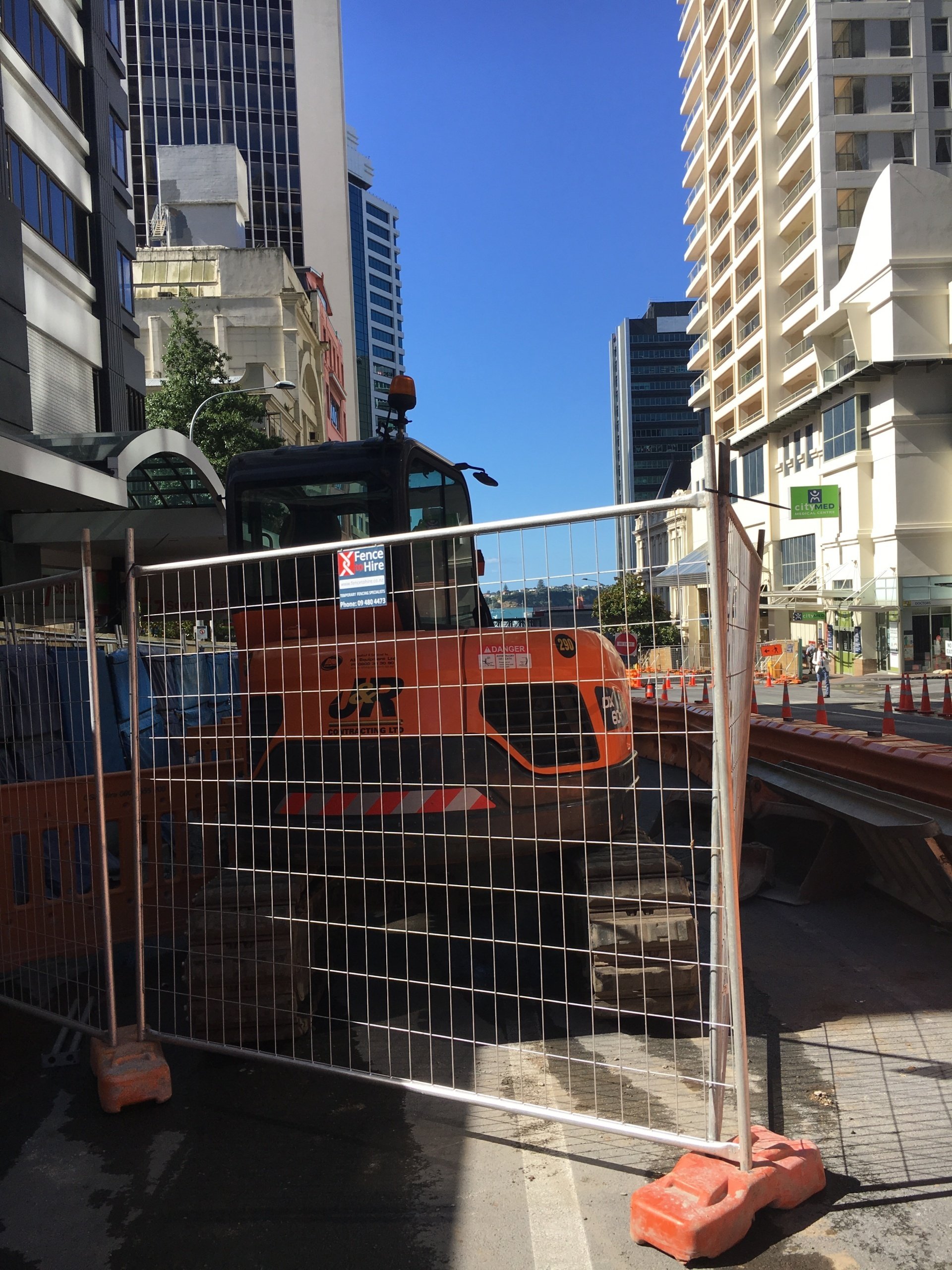 FTH Group | Fence to Hire | Construction Barrier | Nationwide