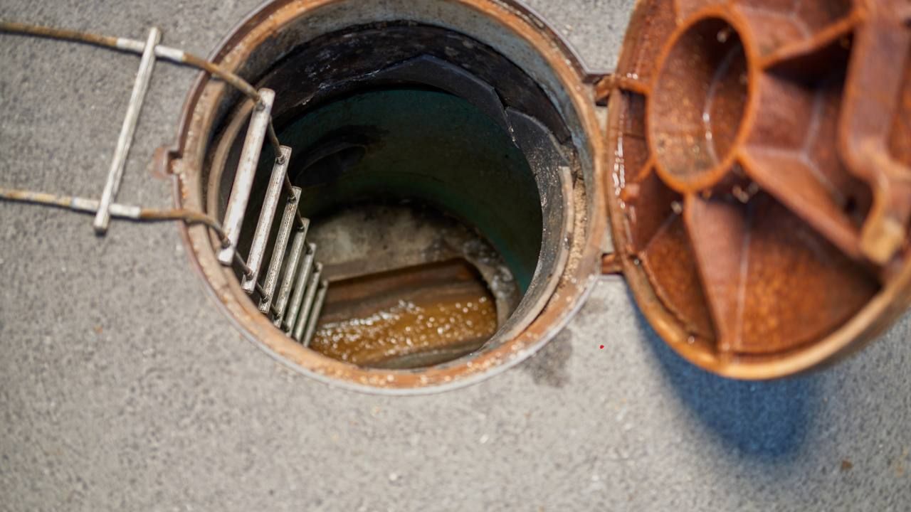 How to Tell It’s Time to Pump Your Septic Tank and Stop Odors