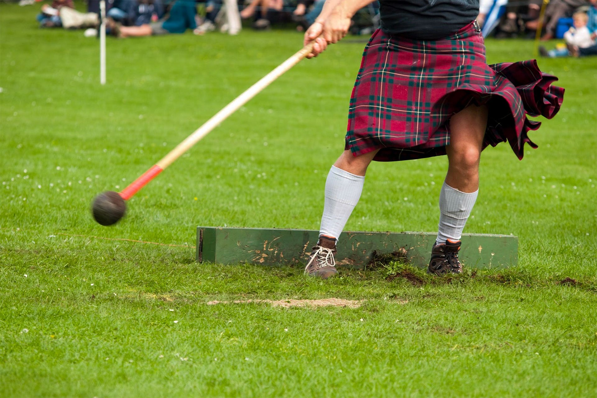 Highland Sports | Maclean Highland Gathering