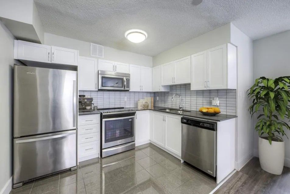 Suites Availability | 295 Dufferin Street Rental Apartments in Toronto