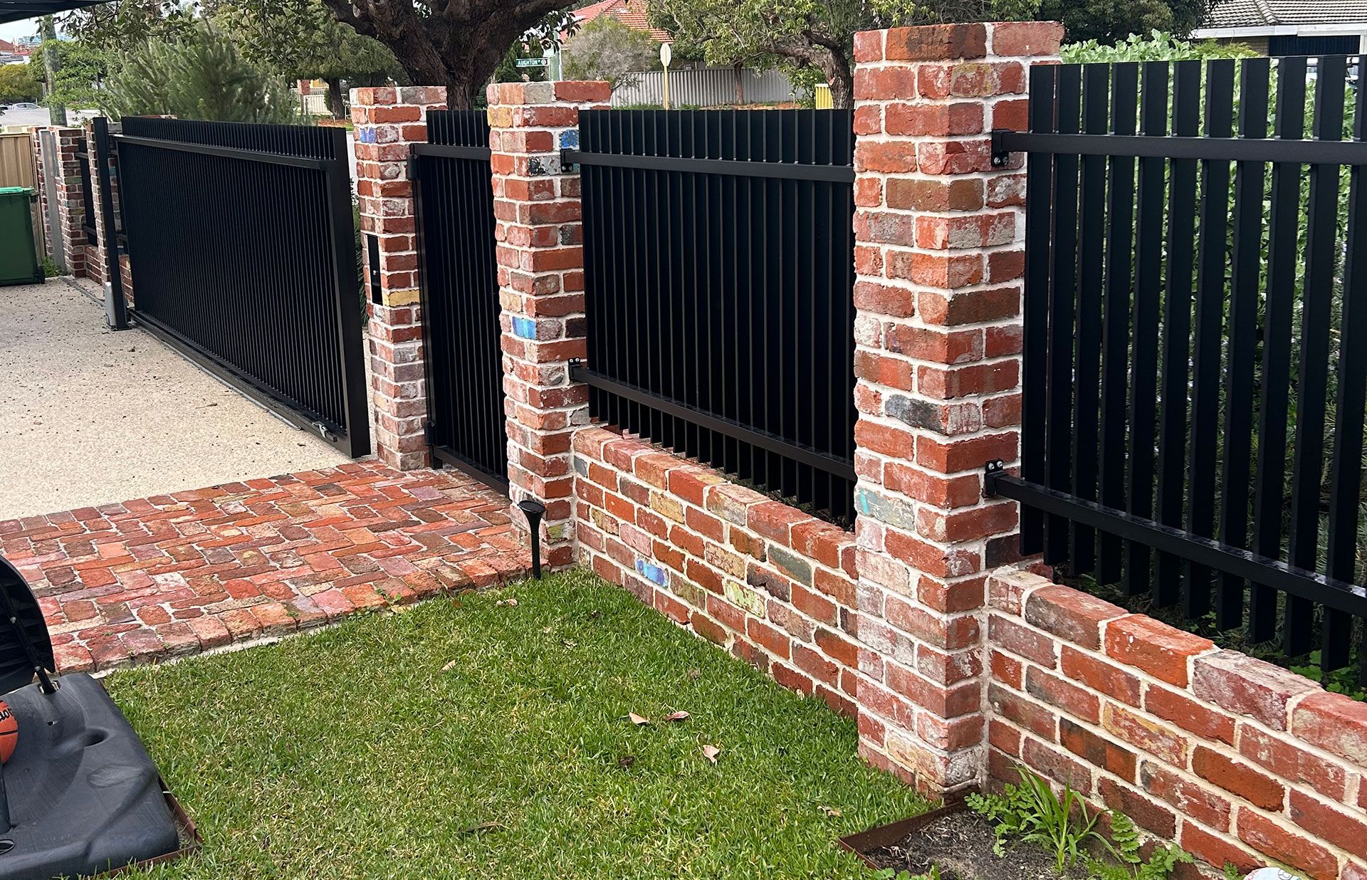 Face Brick Fences | Slick Brick Perth