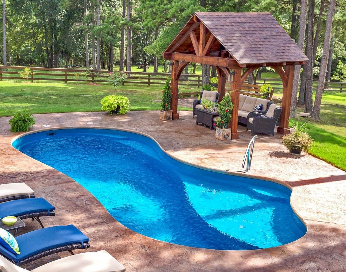 Arrow Master Pools | Luxury Fiberglass Pools by Imagine Pools™
