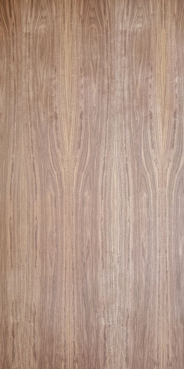 Walnut Veneered Panels: Plywood & MDF