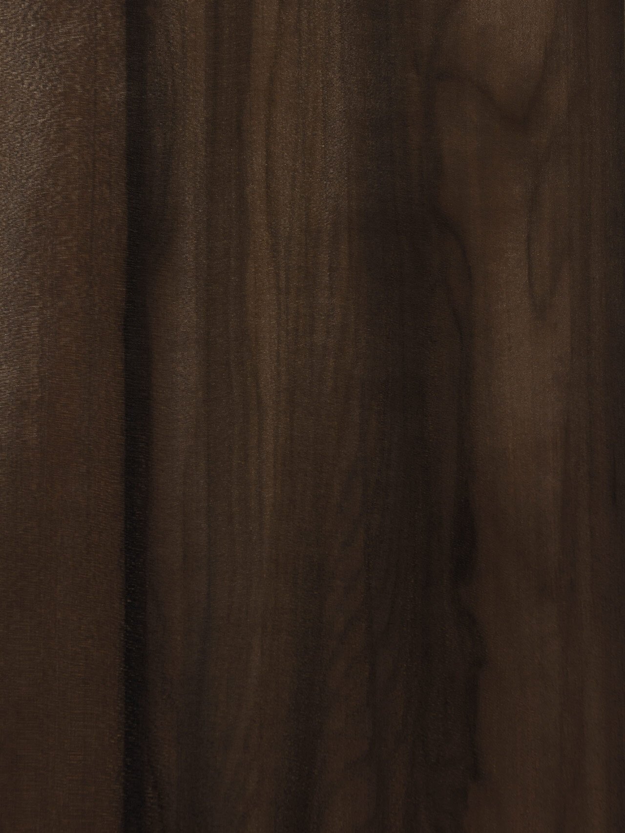 Walnut Veneered Panels: Plywood & MDF