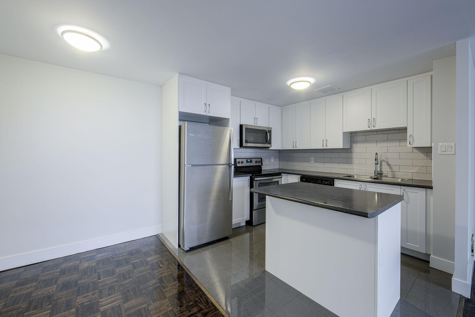 Suite and Building Pictures | Gallery, 65-85 Silver Springs Boulevard