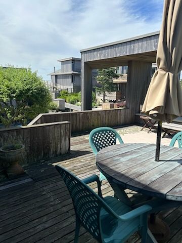 Realtor | Brightwaters, NY | (631)583-9500