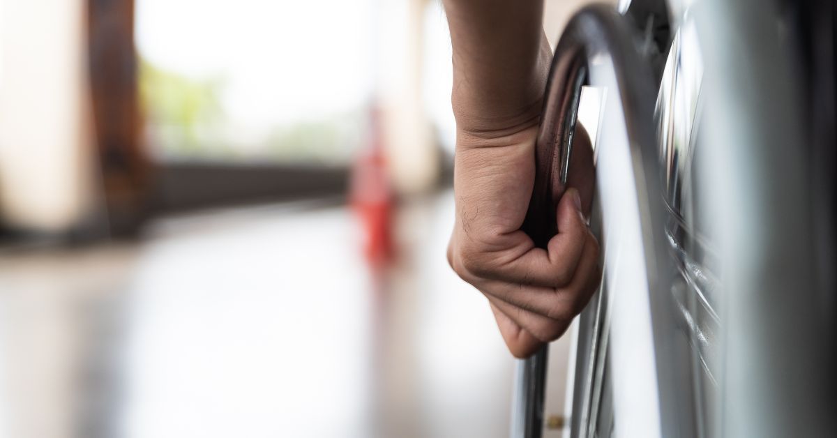 Different Types of Patient Lifts | Warrior Service Company
