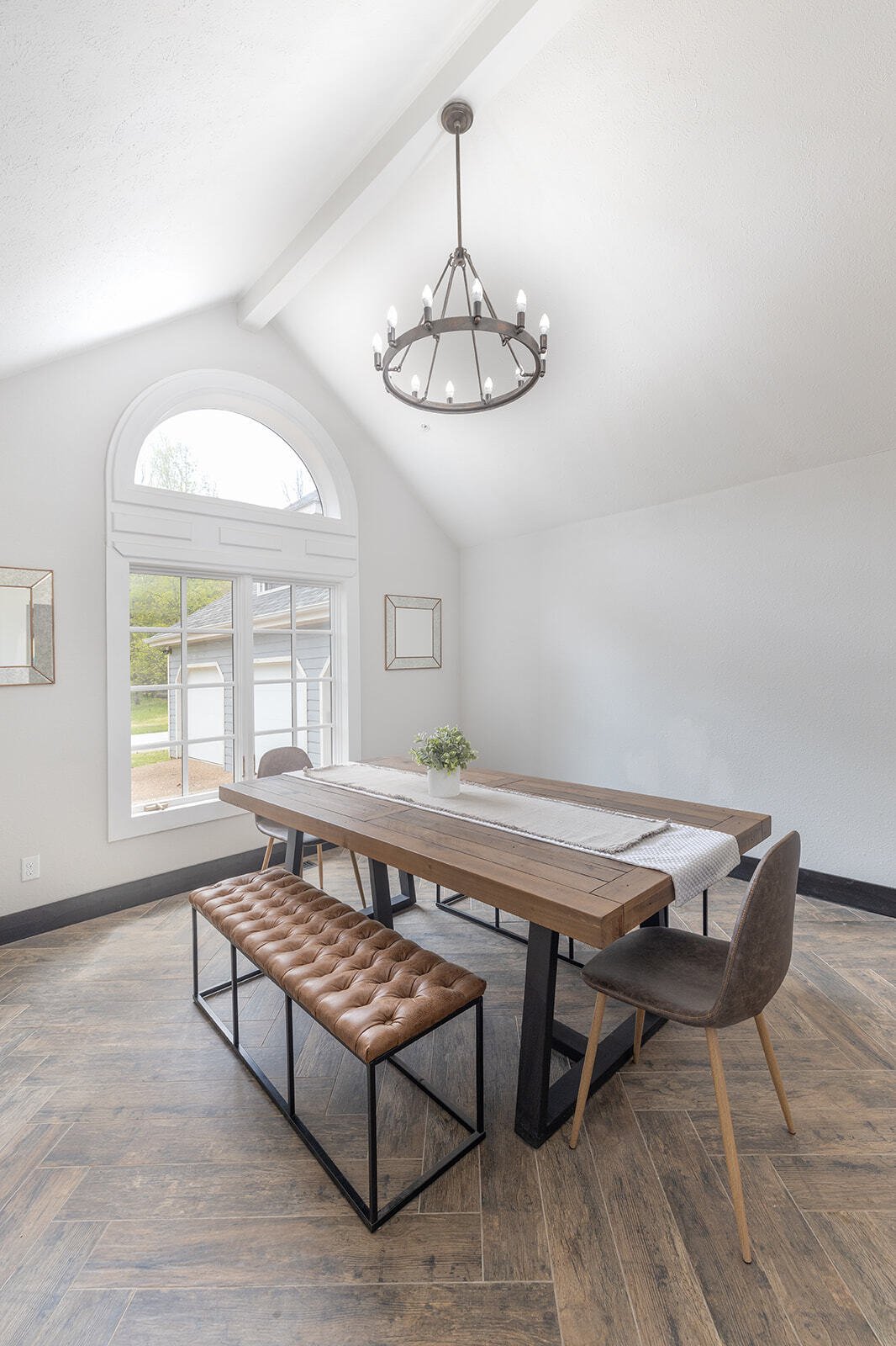 Examples of fresh, clean, and modern interior design in Branson MO