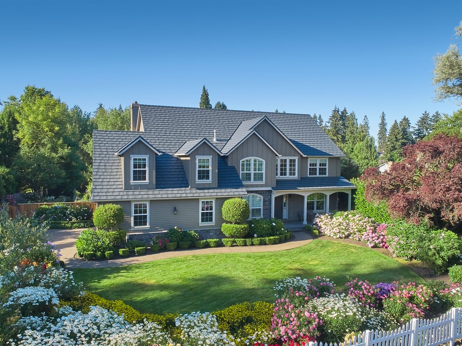Metal Roofing Portland Oregon 🇺🇸 | Voted Best Metal Roofing Contractor