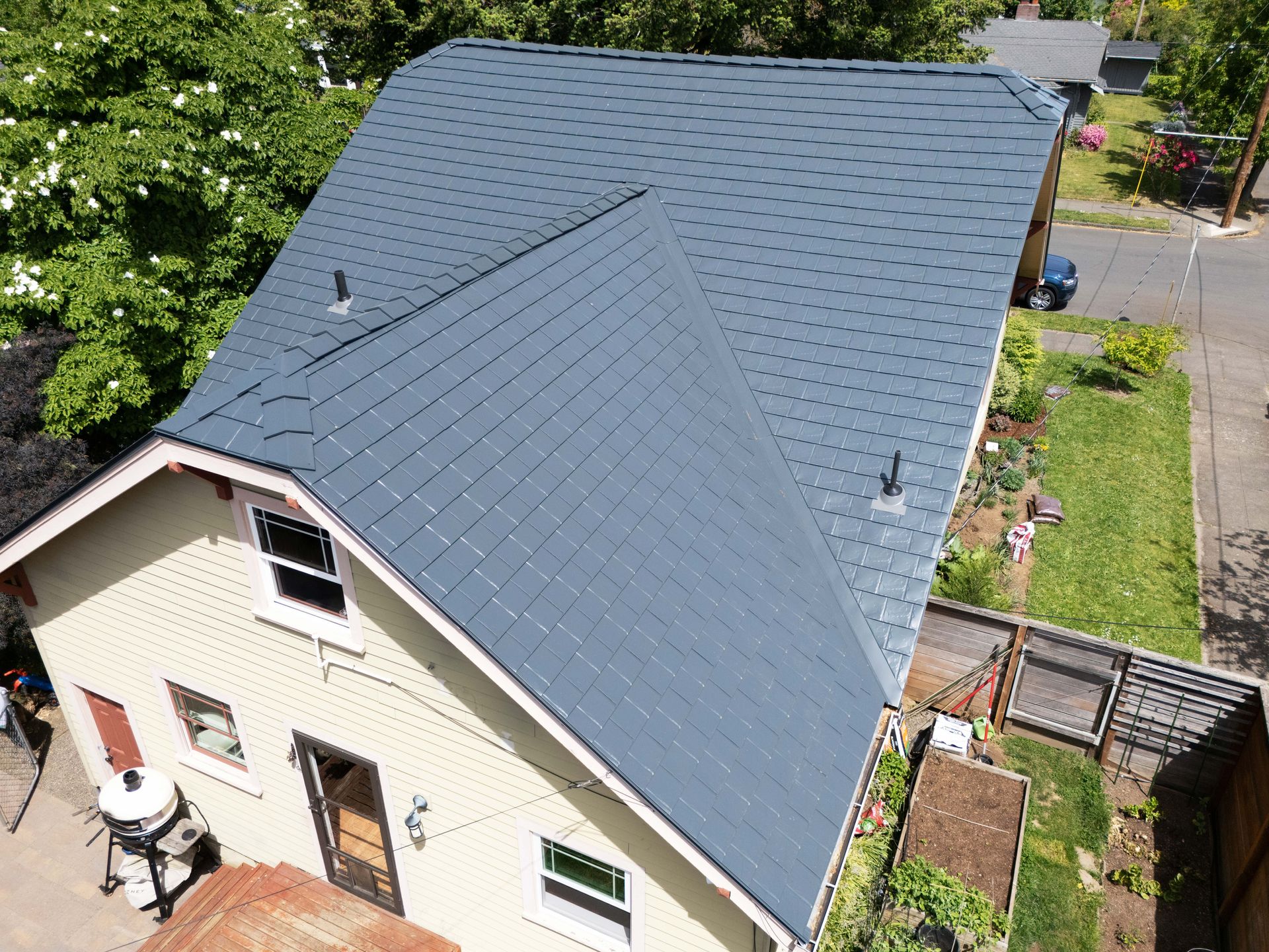 Aluminum Shingles Oregon | Energy Efficient Metal Roofing | Interlock Metal