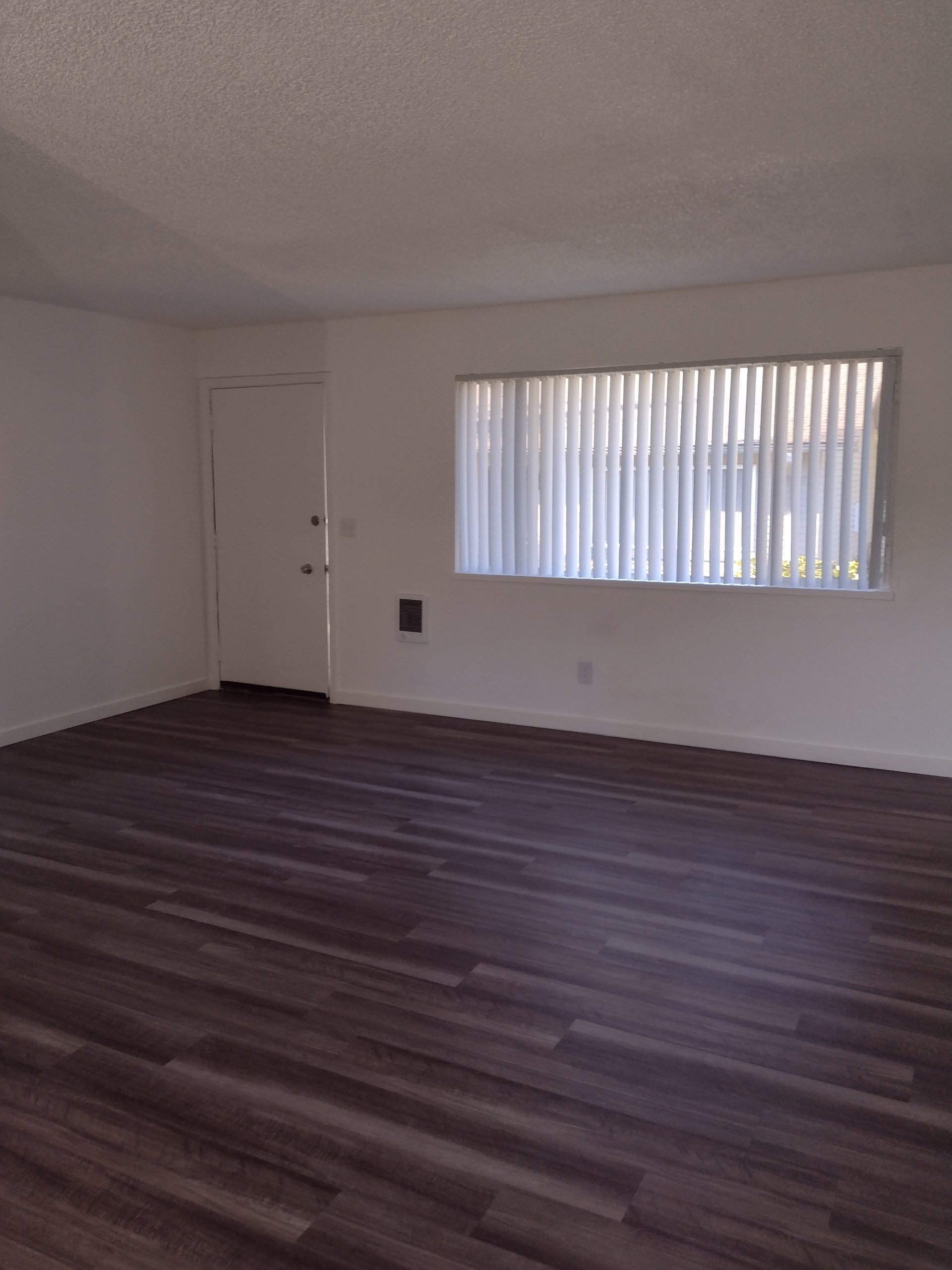 Home | Pleasant Square Apartments