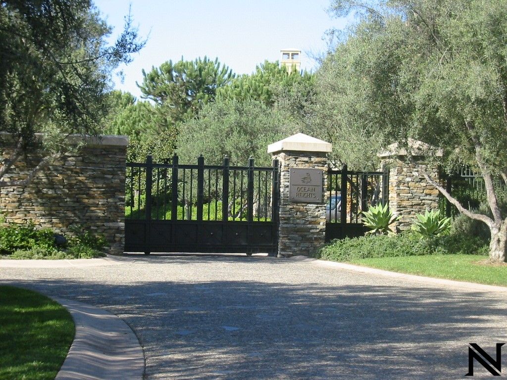 Modern Driveway Gates | Naddour's Custom Metalworks | SoCal