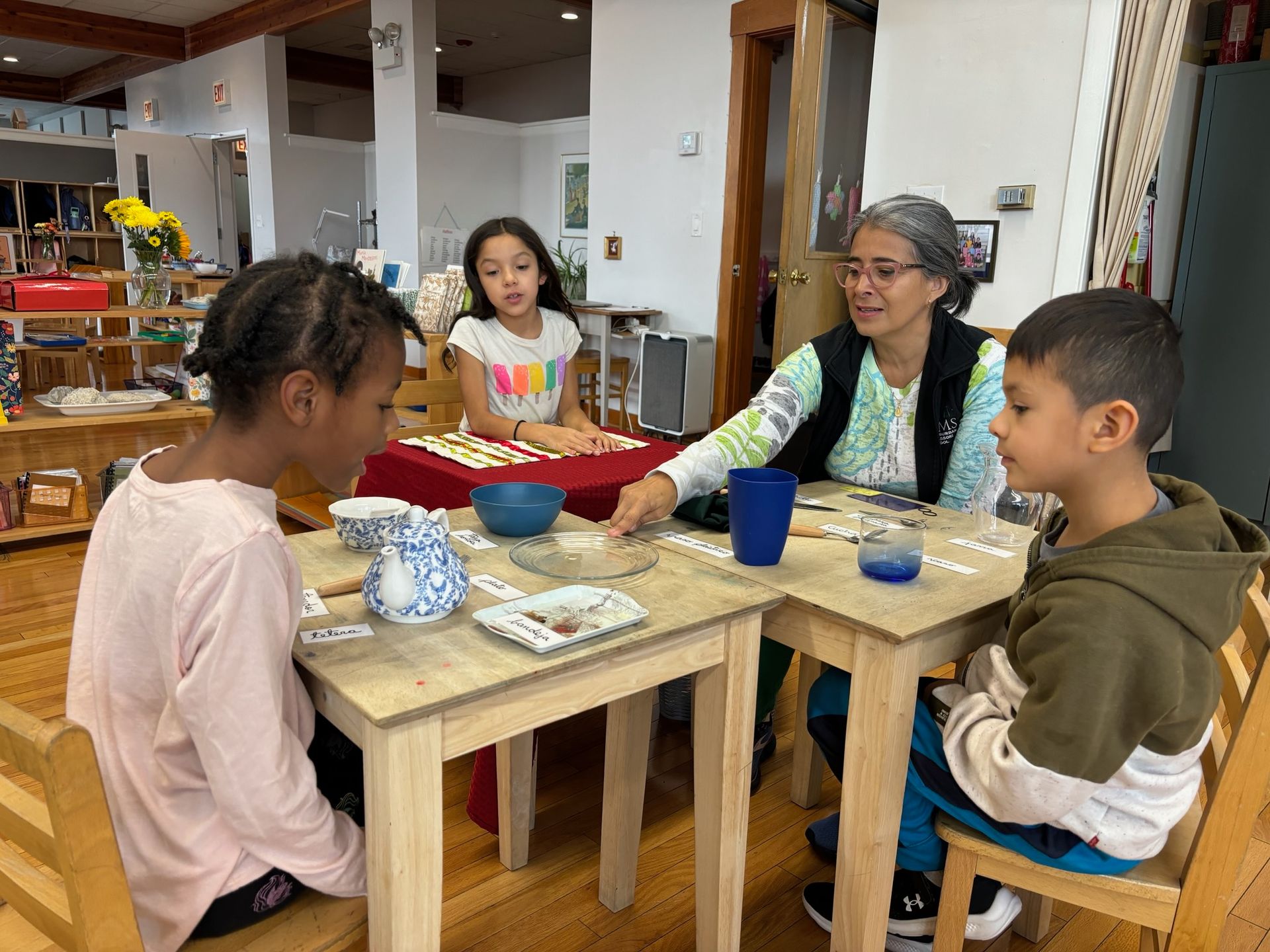 Spanish Program | West Suburban Montessori | Oak Park