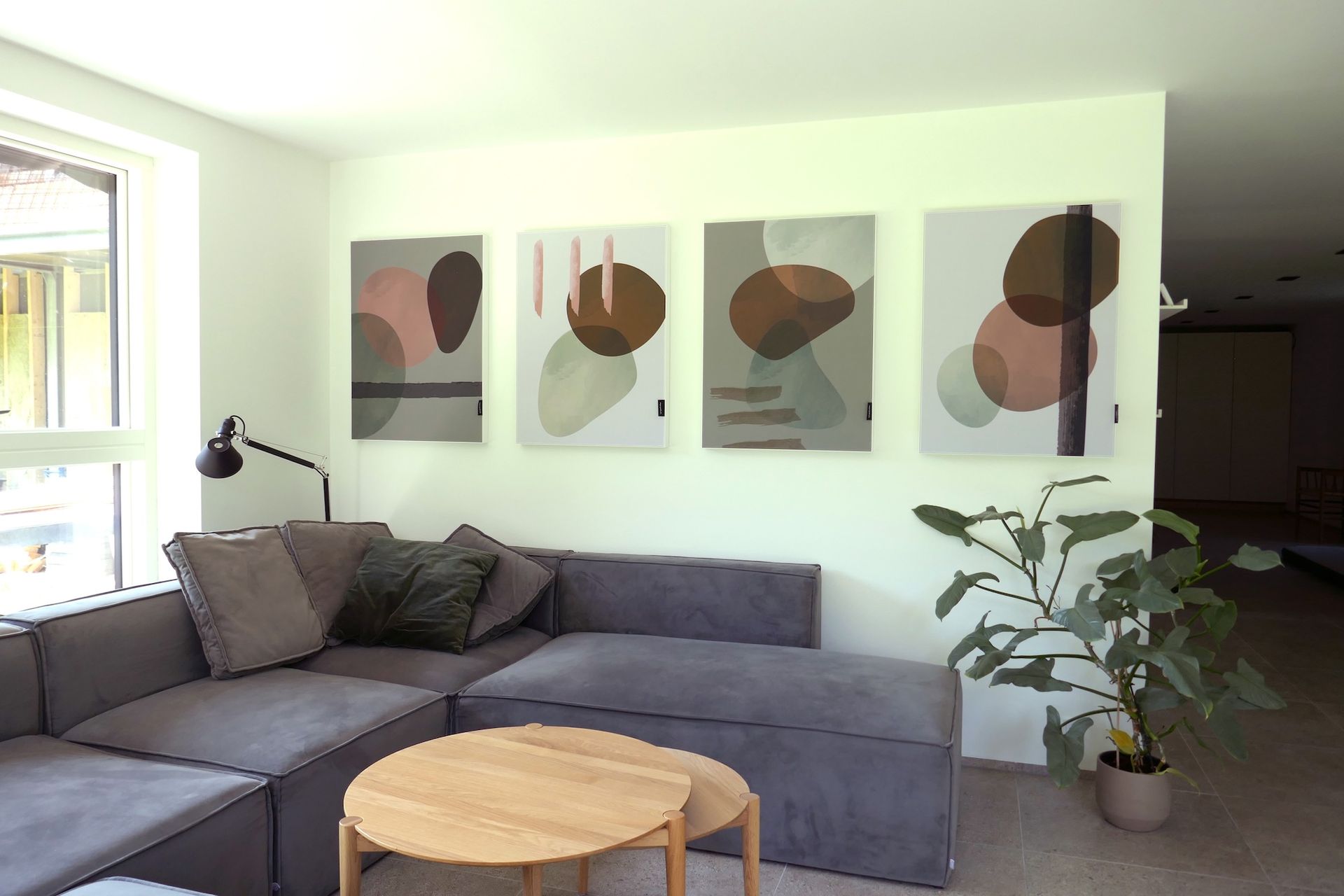 Akustisk dæmpning med akustikbilleder | Stilrent design og dansk produceret