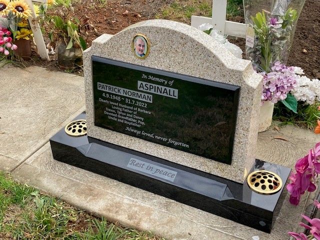 Upright Headstones | Tamworth, NSW | A Superior Monument