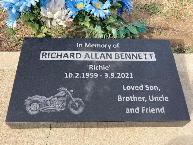 Our Wedge Style Headstones | Tamworth, NSW