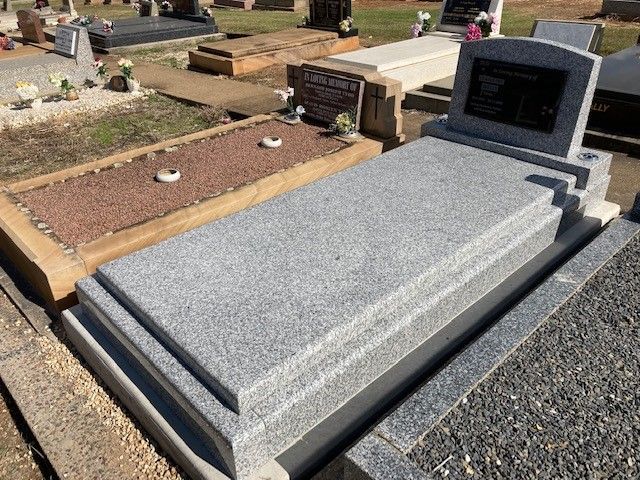 Single Monuments | Tamworth, NSW | A Superior Monument