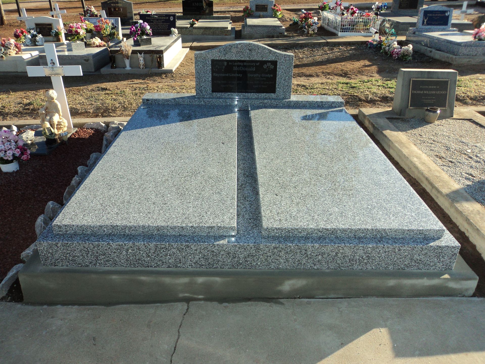 Double Monuments | Tamworth, NSW | A Superior Monument