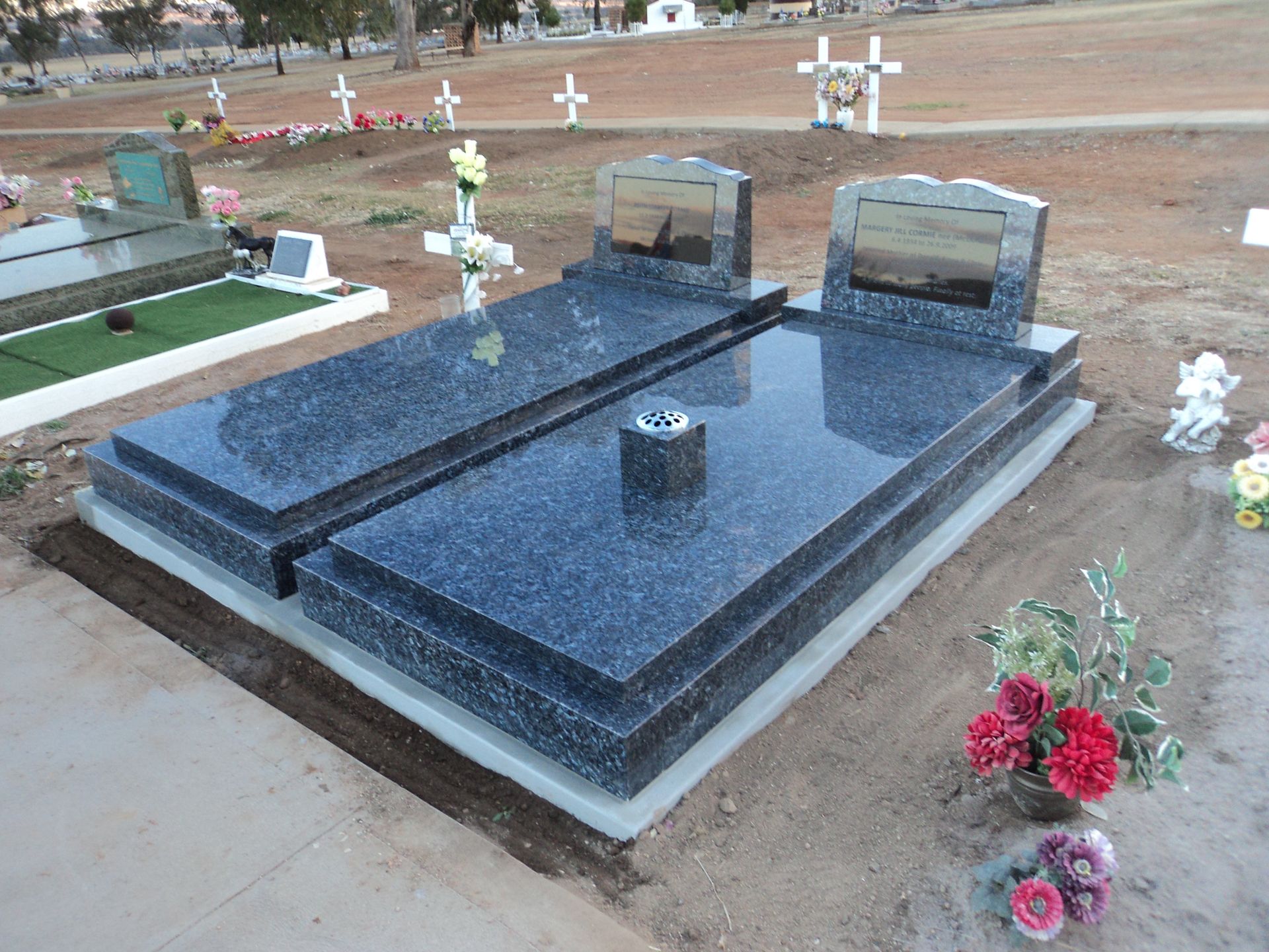 Single Monuments | Tamworth, NSW | A Superior Monument