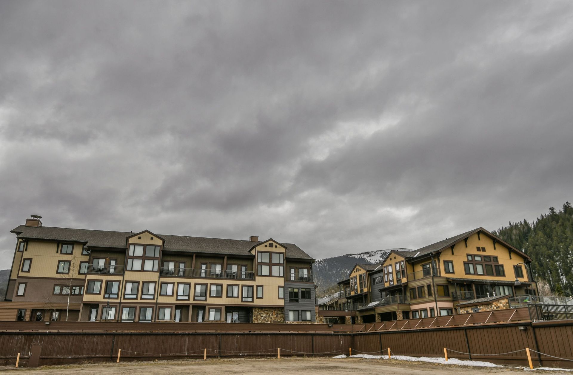 Slopeside Condos HOA in Keystone CO