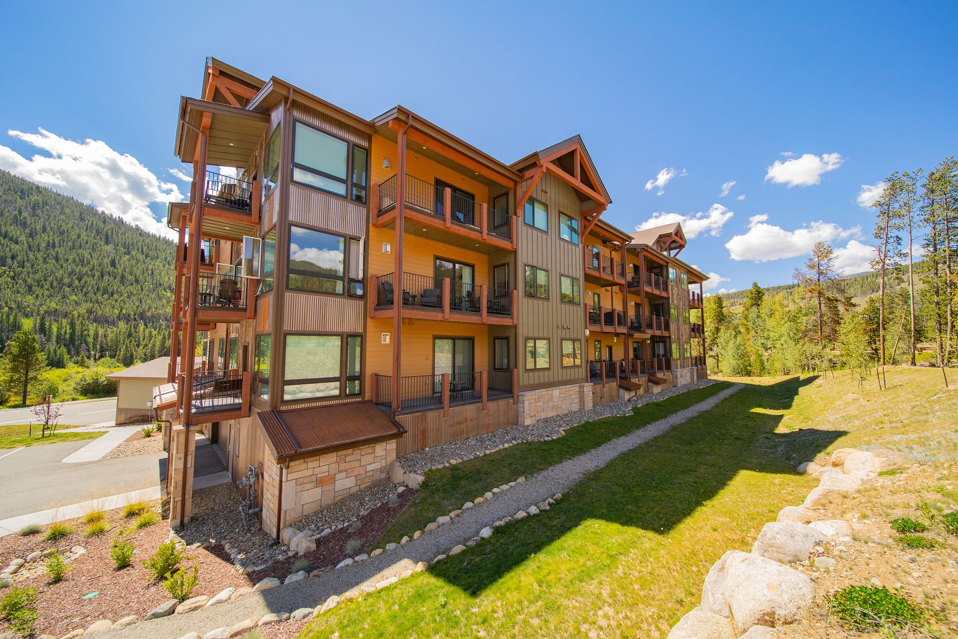 Clearwater Lofts HOA in Keystone Colorado - Clearwater HOA